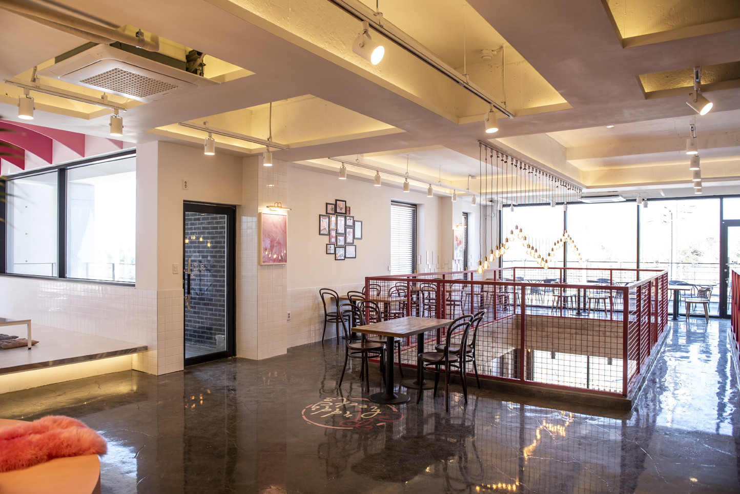 RUDDY CHEEKS – 메이드바이폴 – madeByPAUL