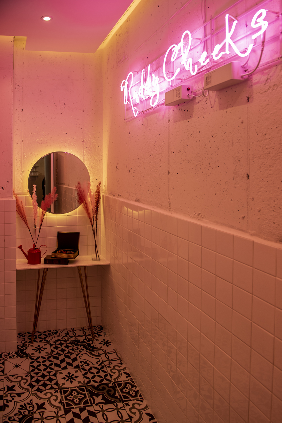 RUDDY CHEEKS – 메이드바이폴 – madeByPAUL